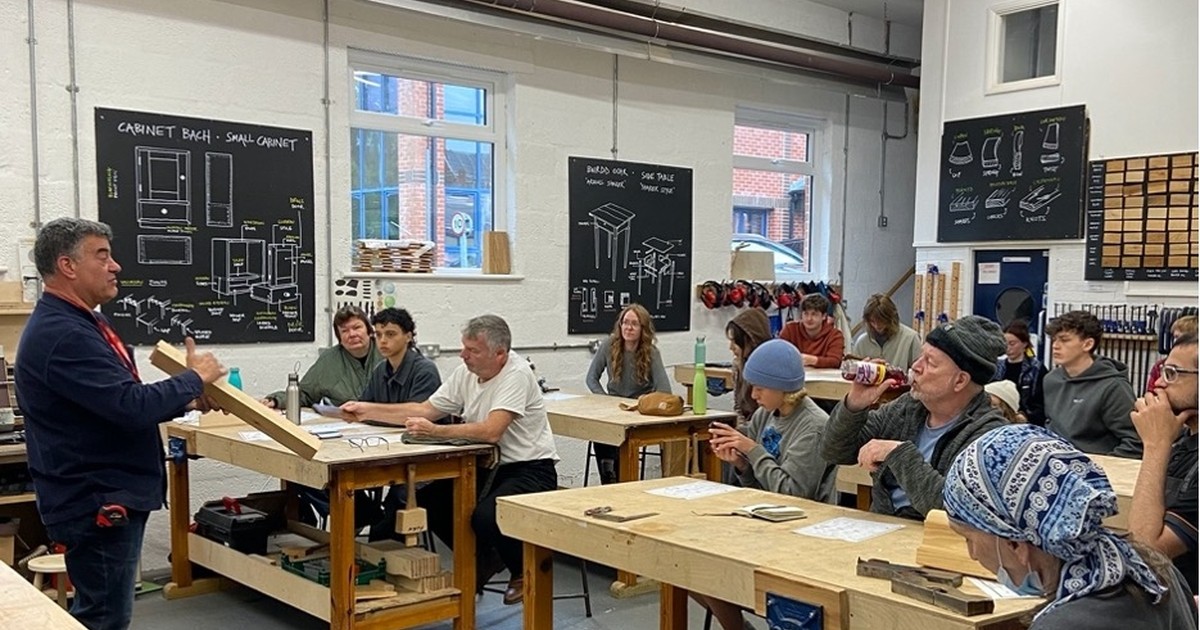 Jonathan Garrad inspires the next generation of craftspeople | Coleg ...